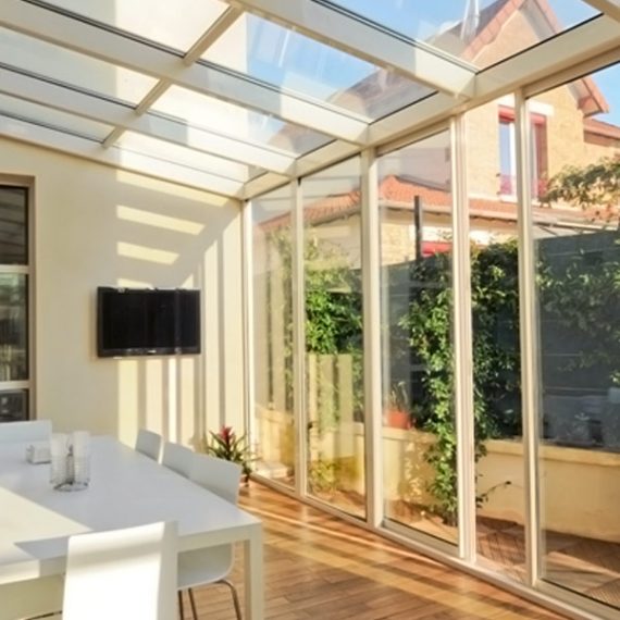 Marquises em alumínio e pvc | Marquise para fechar varanda | Raizexperiente